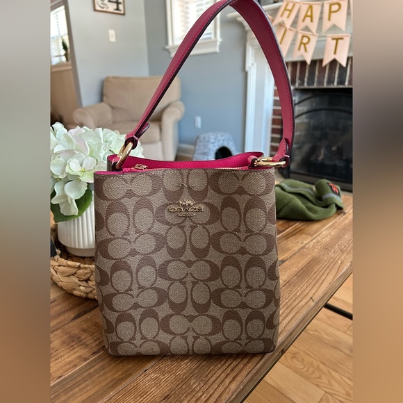 Coach | Bags | Coach Purse Never Used In Perfect Condition | Poshmark
